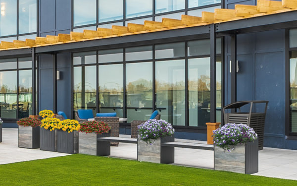 Beautiful Outdoor Community Gathering Space at the Williston - Archatrak